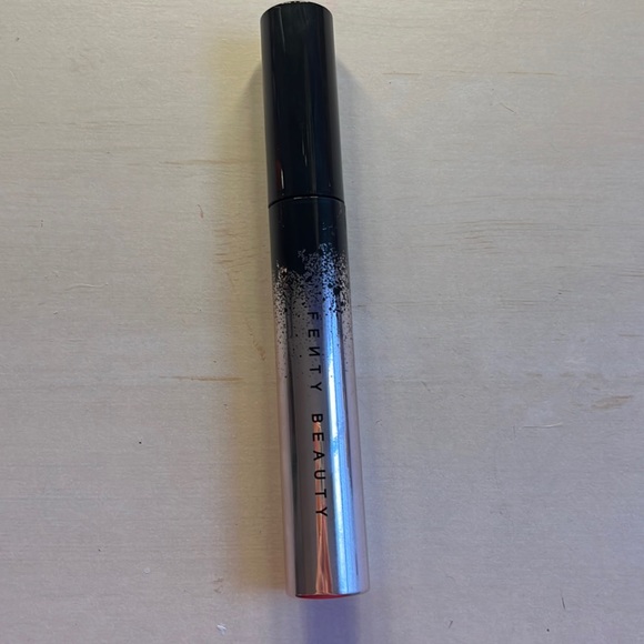 Fenty Beauty | Makeup | Fenty Beauty Full Frontal Volume Lift Mascara ...